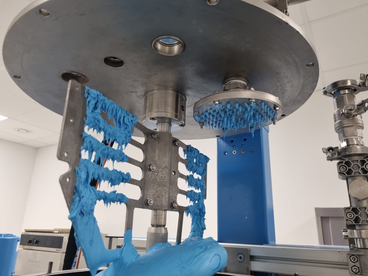 Dispensing Thermal Pastes Without Air Bubbles